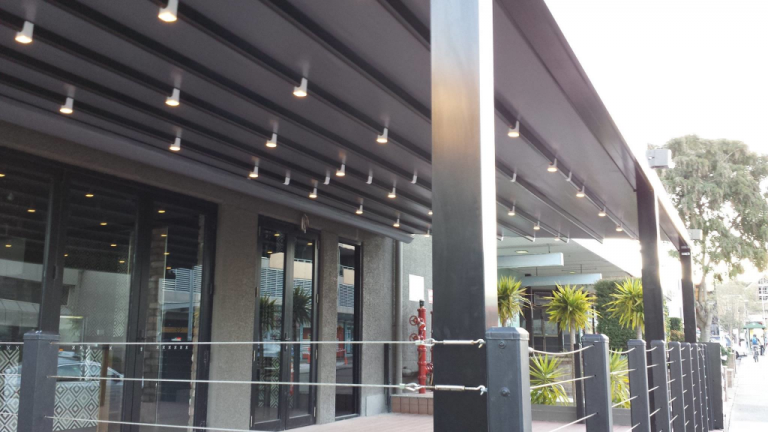 Retractable Roof Systems - Australian Awnings